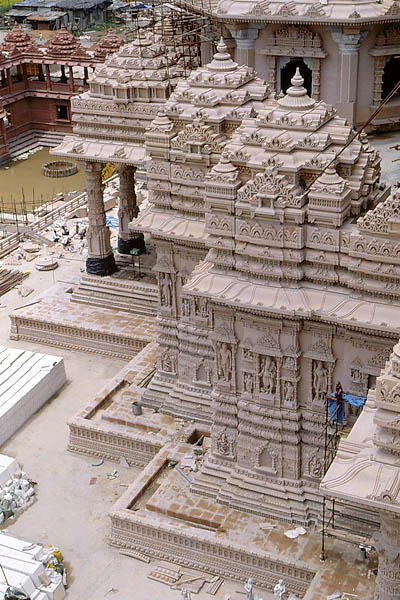 Massive Swaminarayan Temple for New Delhi | Page 2 | SkyscraperCity Forum
